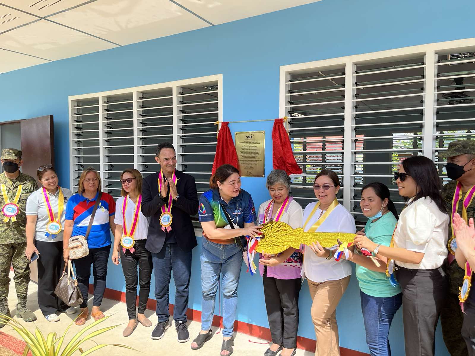 Building the Future by Building Education: CEMEX and GMA Kapuso ...